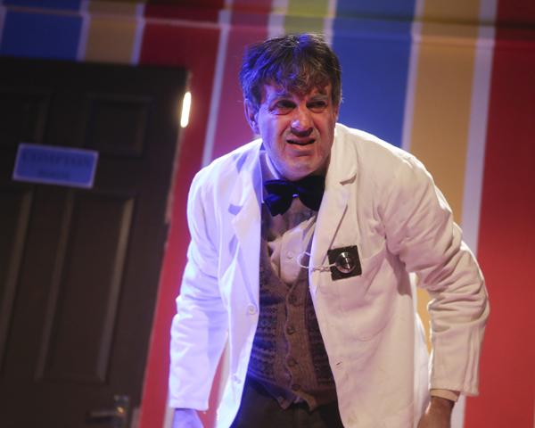 Tower Theatre Company : One Man, Two Guvnors